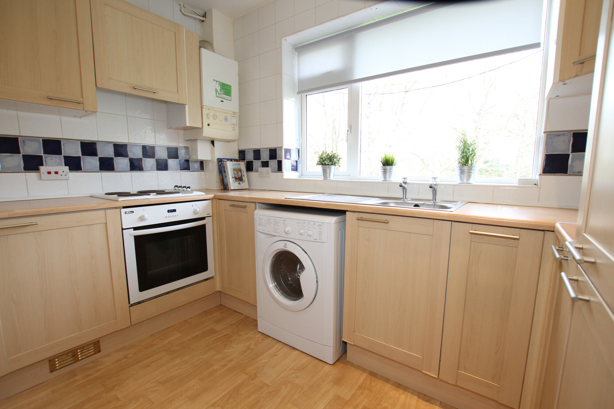 26 The Poplars, Headingley, Leeds, LS6 2BT - Pickard Properties
