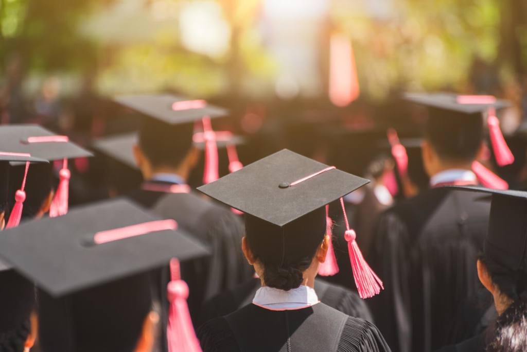 5 alternatives to graduate schemes - Pickard Properties